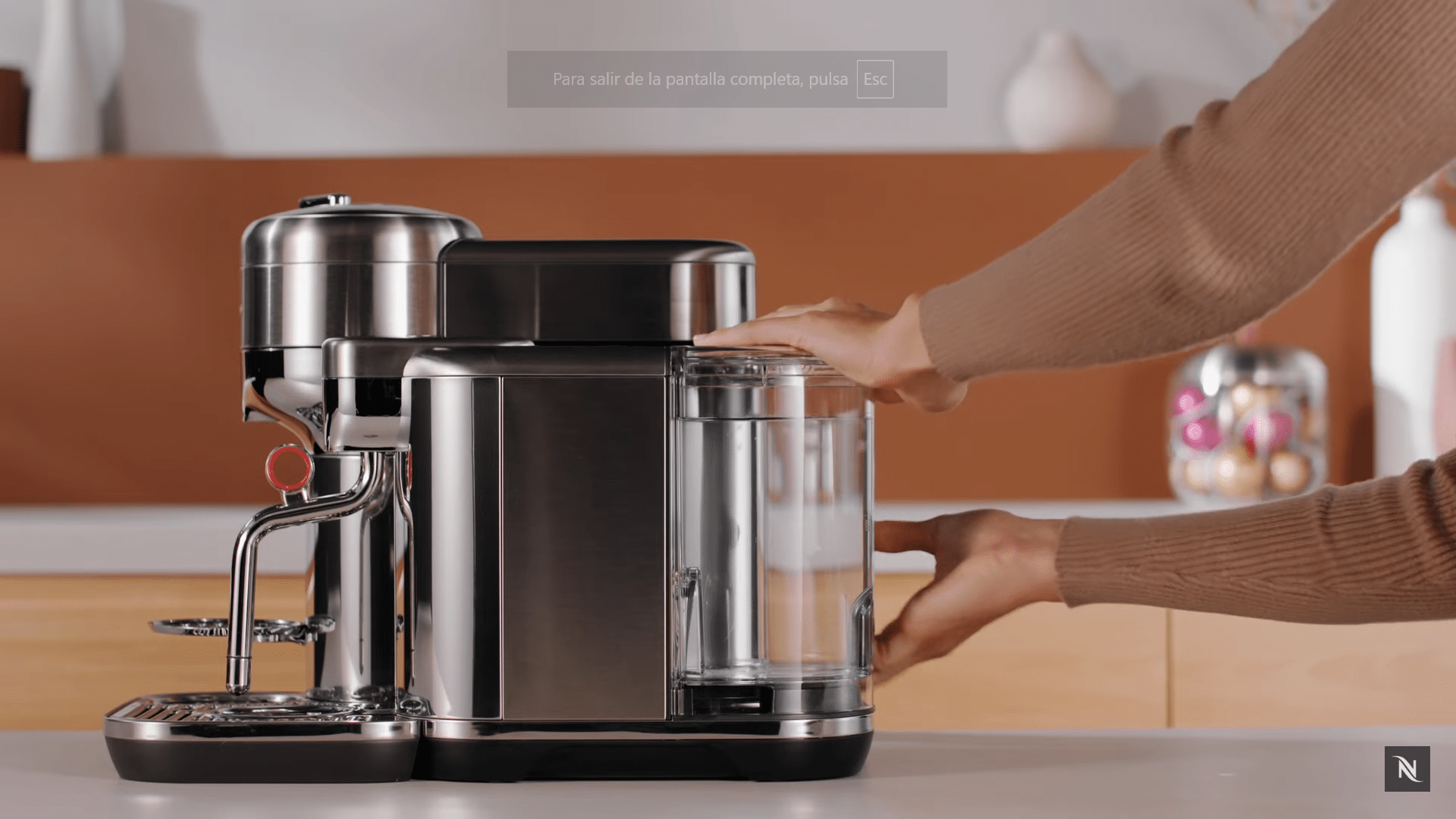 Top 16 Interactive Video Examples: How They Elevate Engagement in 2024